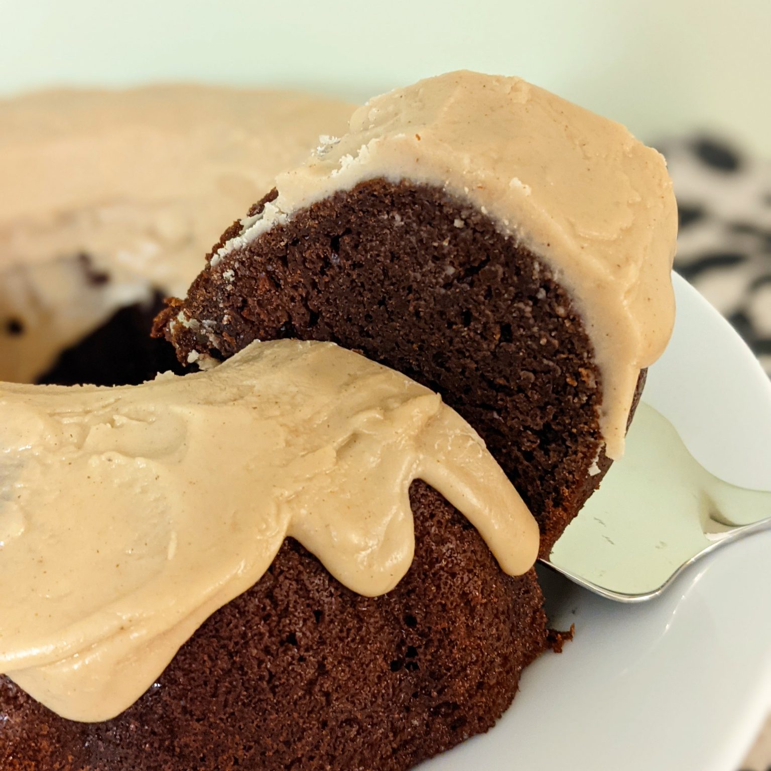 Guinness Chocolate Cake with Brown Butter Guinness Frosting – Sweets ...